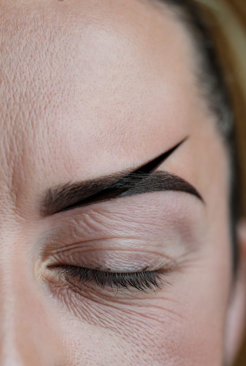 20 Eyebrow Slit Ideas That Will Transform Your Look Instantly
