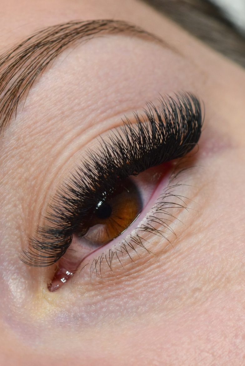 20 Stunning Eyelash Extension Styles to Try in 2025
