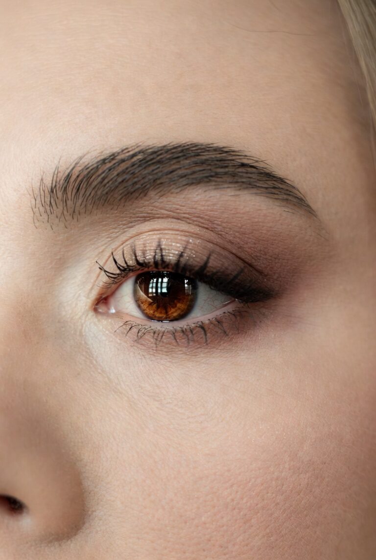 20 Doe Eyes Makeup Ideas That Will Transform Your Look