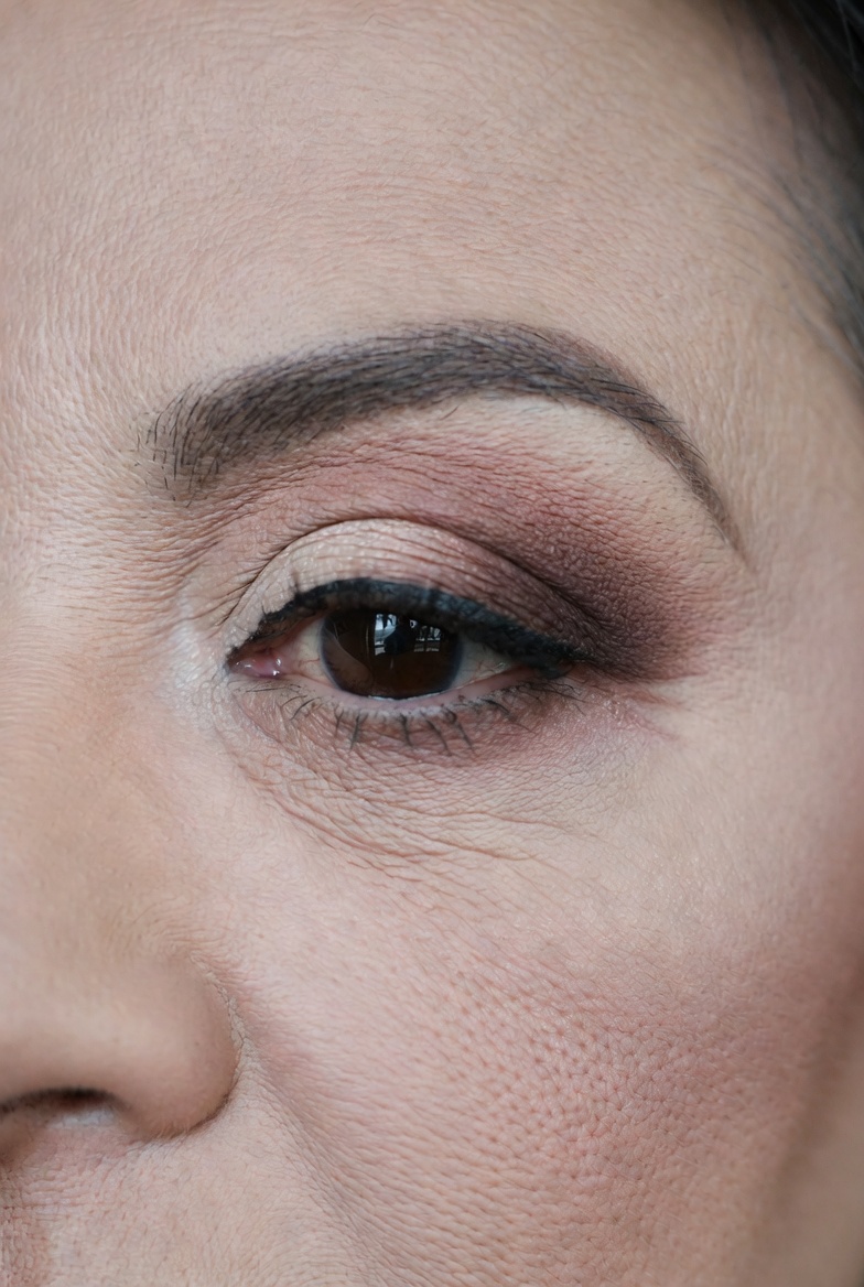 Flattering Eye Makeup for Mature Eyes Over 40